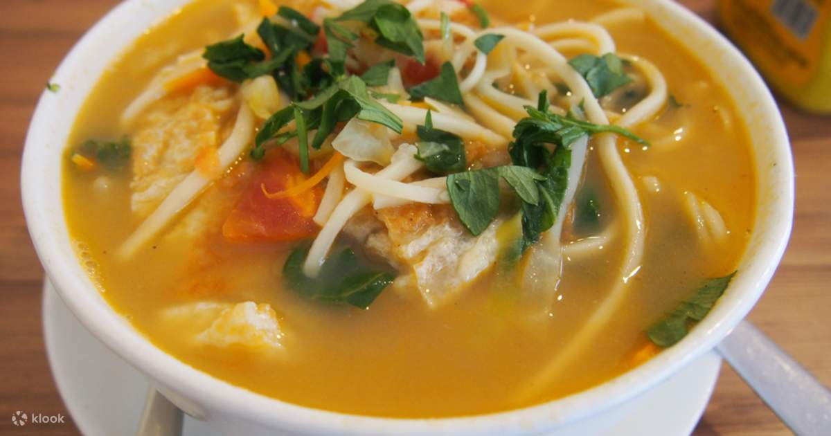 Histoires de cuisine de rue de Dharamshala : Visite guidée à pied - Klook États-Unis